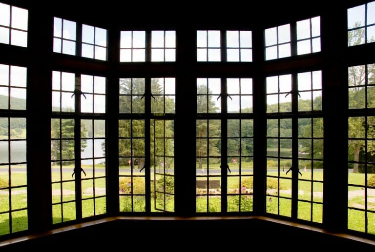 Types of Bay Windows and Where to Use Them | Modernize