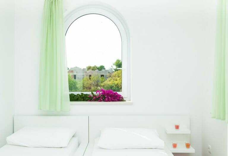 Custom Windows Cost Explained: Shapes, Sizes, and Installation