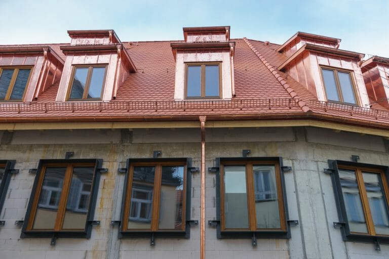 Your Guide to Siding Colors by Brand and Material + How to Choose