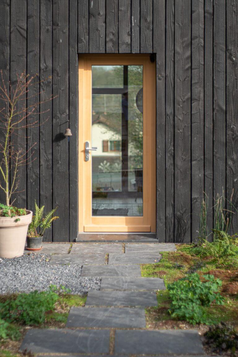 Curb Appeal: Front Door Ideas for 2026 | Modernize