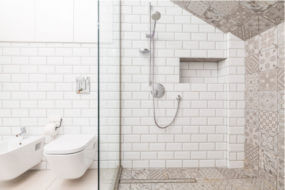 2025 Walk-in Shower Cost: Pricing Guide by Size & Type