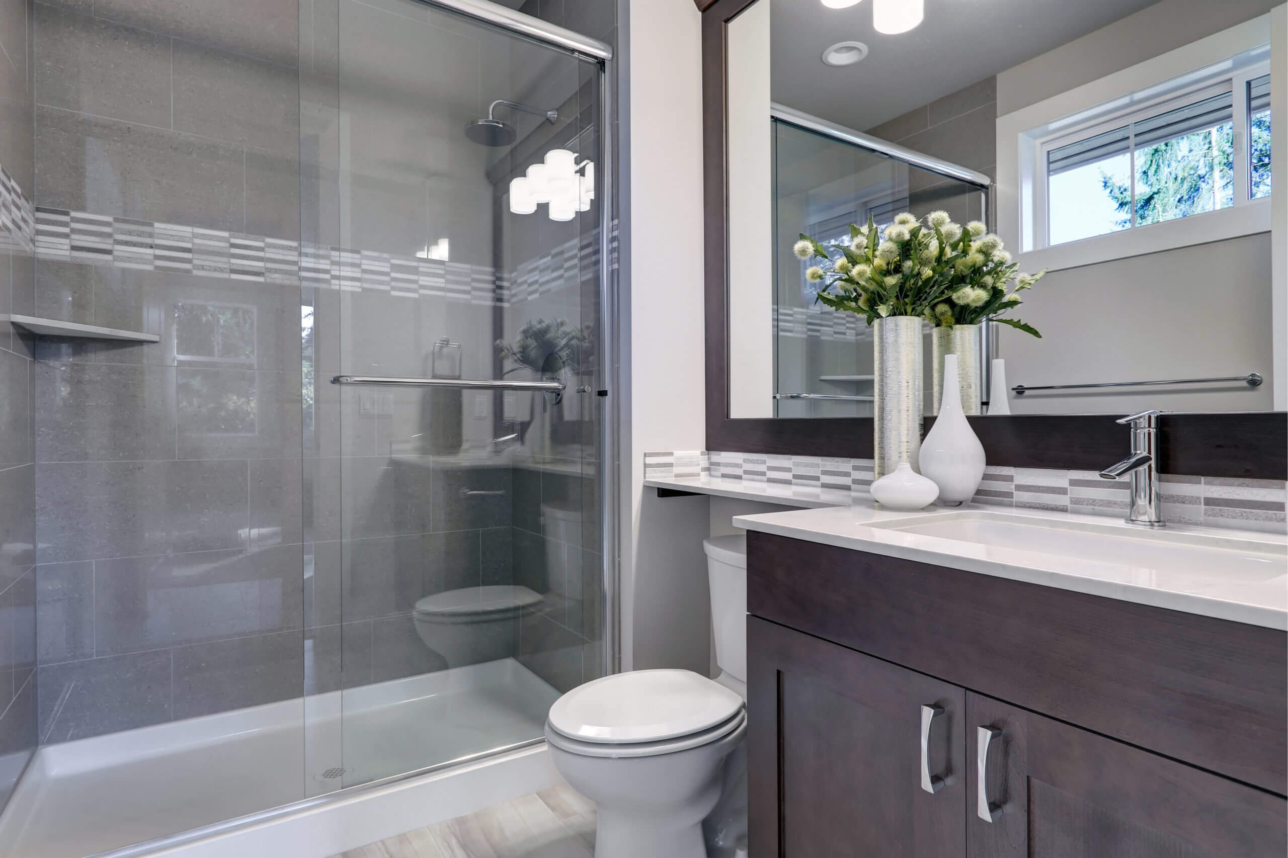 Semi-Frameless Shower Enclosures | 2023 Cost Guide | Modernize