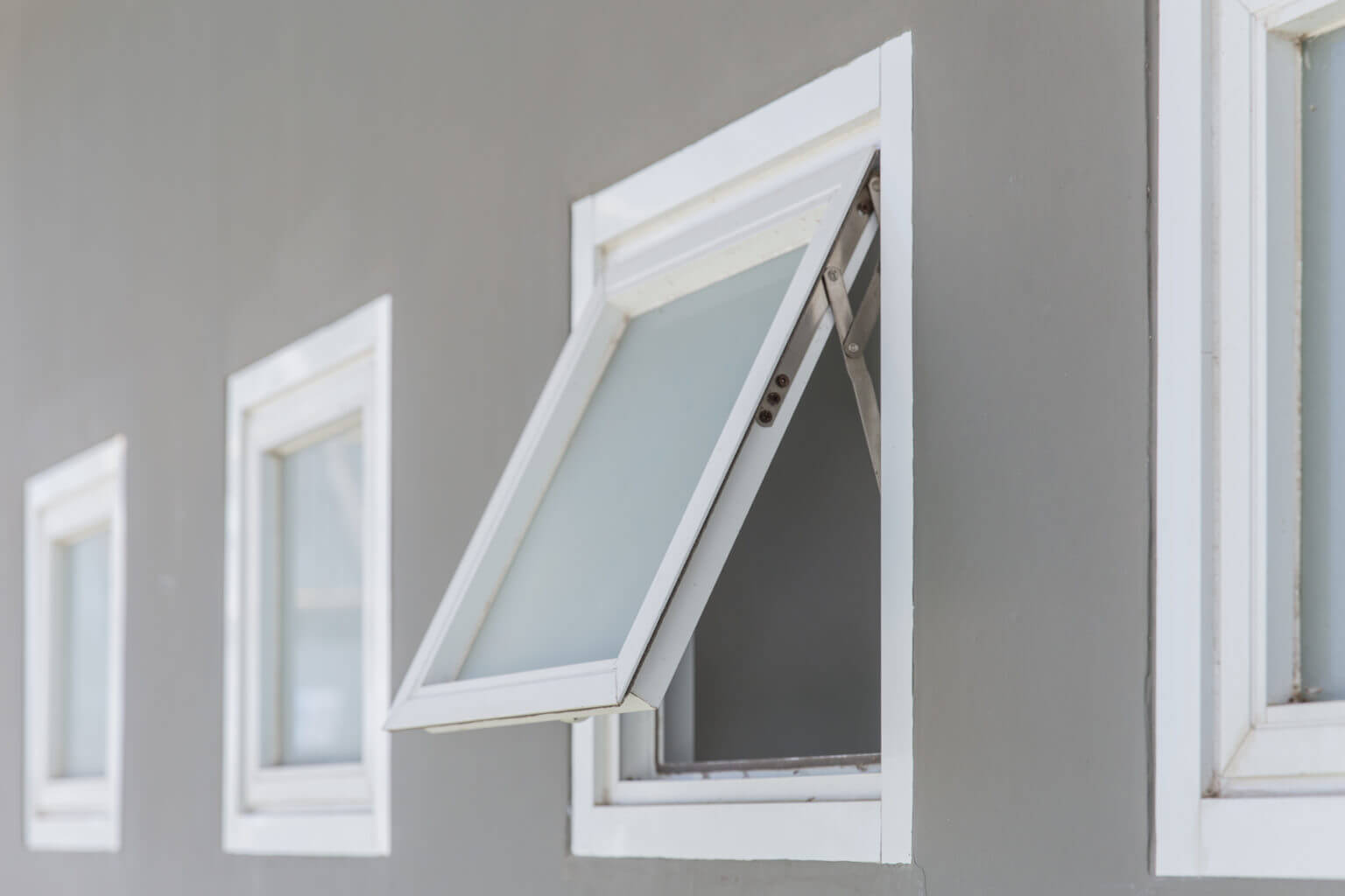 Awning Window Sizes | Modernize