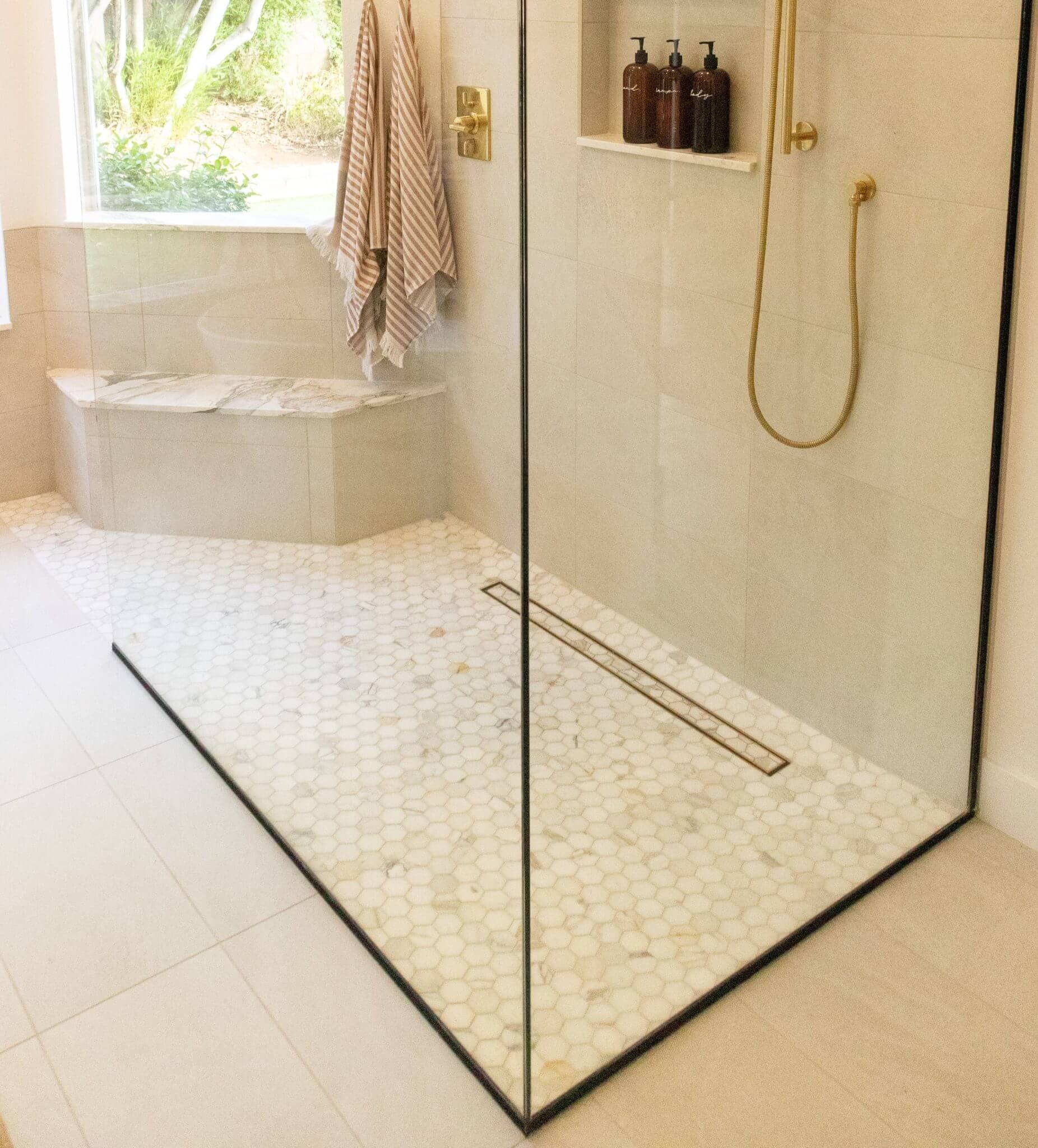 Shower Bench Ideas | Modernize