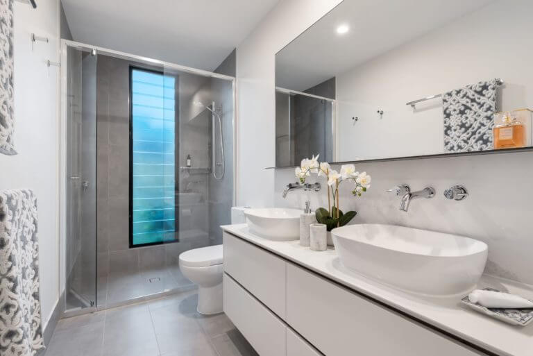 Windows for Showers: Which Type is Best? | Modernize