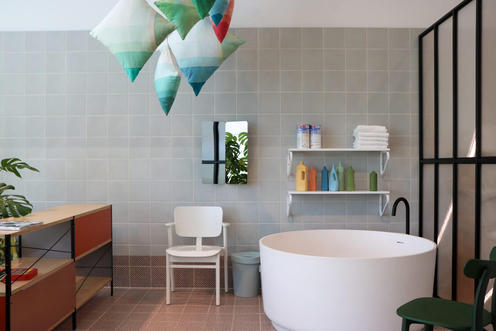 Guide to Freestanding Tubs: Types, Materials, and Costs | Modernize