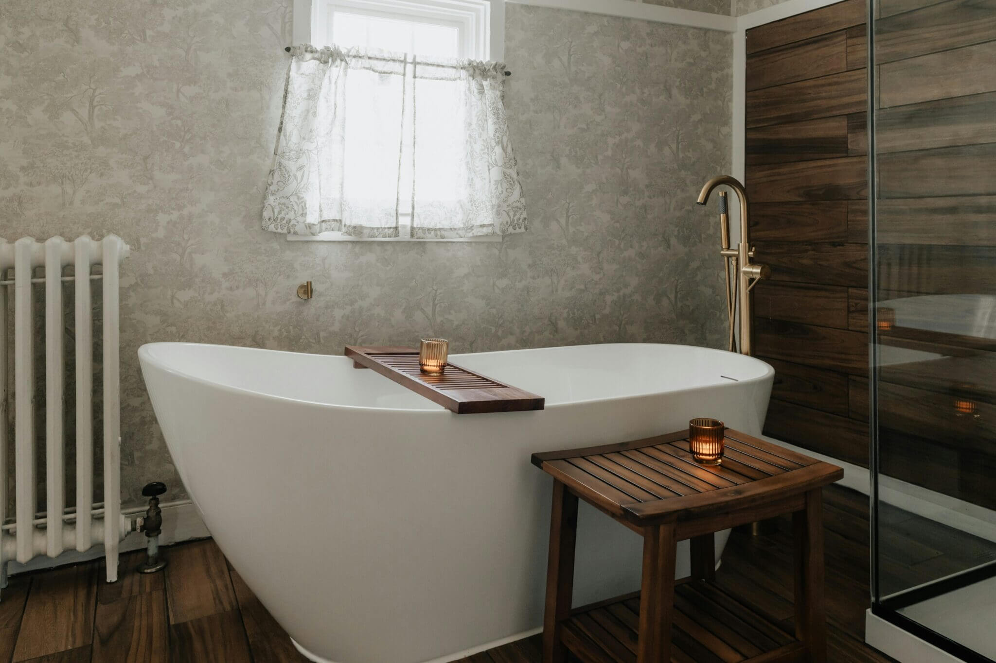Soaking Tubs: Your Guide to Types, Sizes, and Costs | Modernize