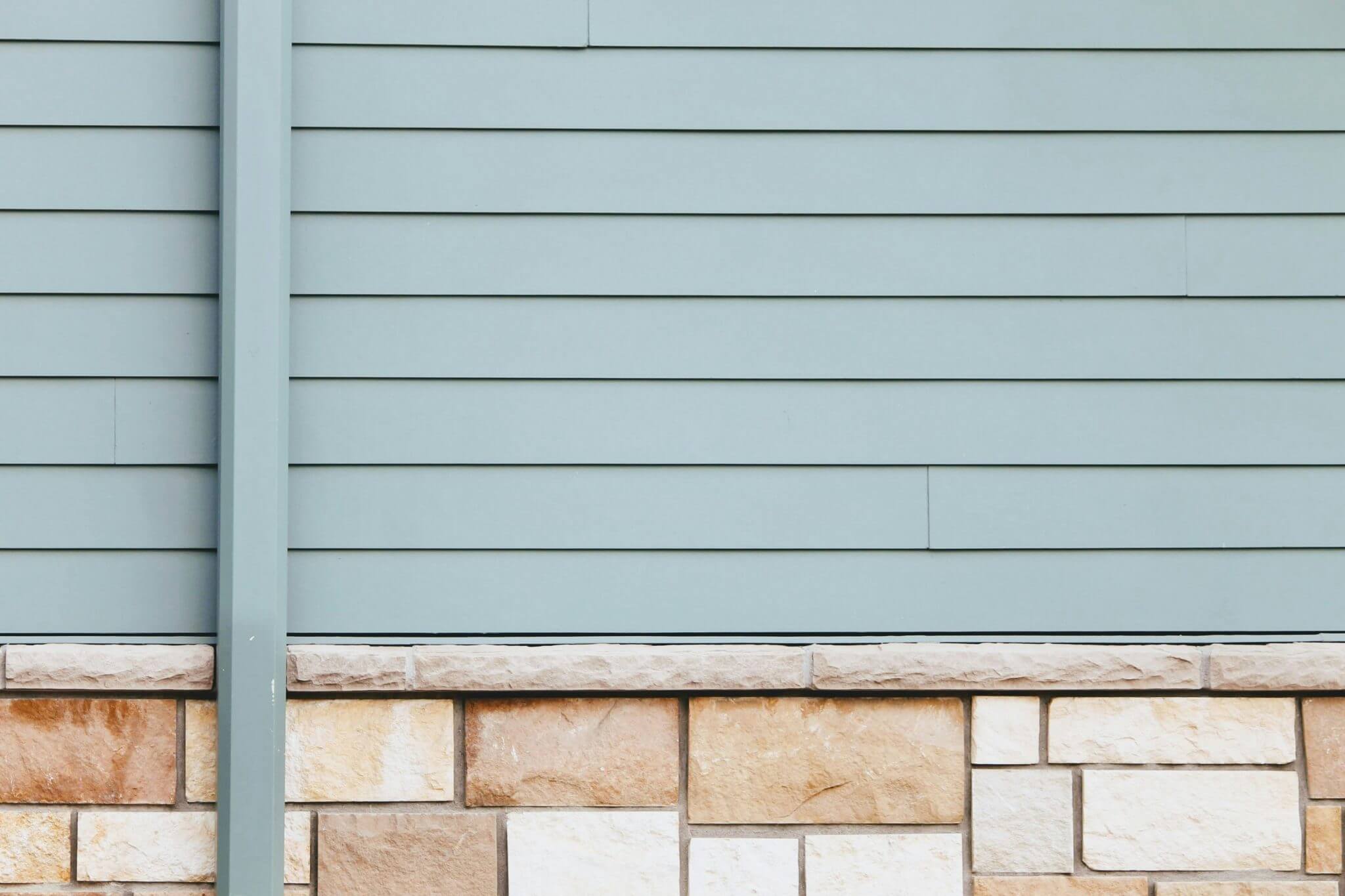 Your Guide to Siding Colors by Brand and Material + How to Choose